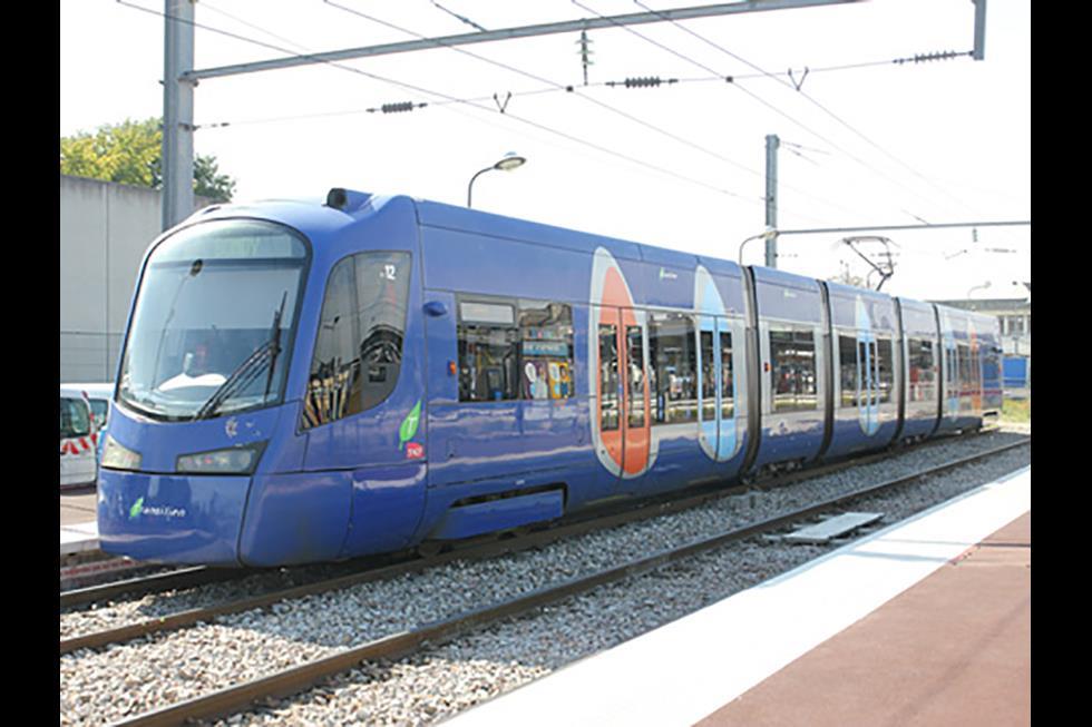 SNCF orders prototype EMU and tram-train traction transformers | News ...